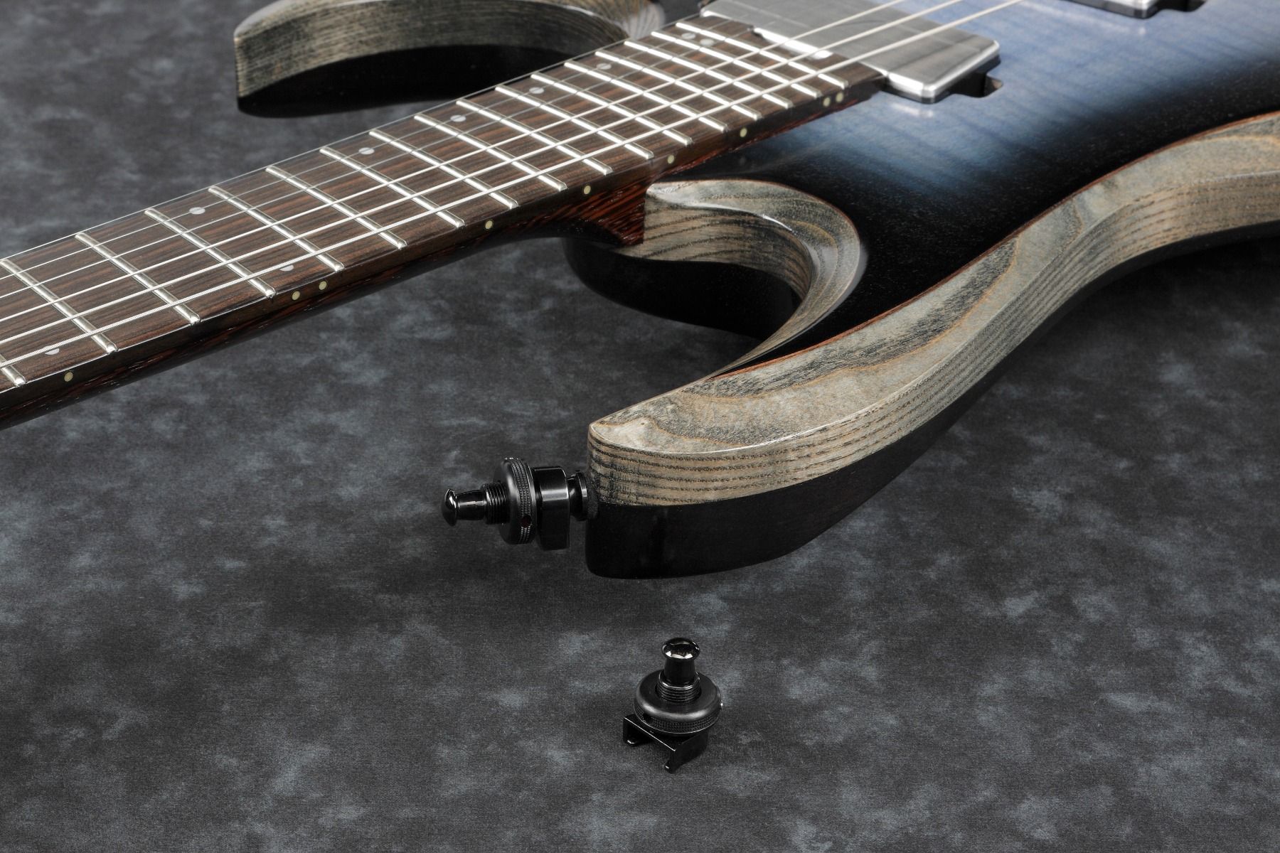 Ibanez RGD61ALMS CLL RGD Axion Label Multi Scale 6 String Cerulean Blue ...